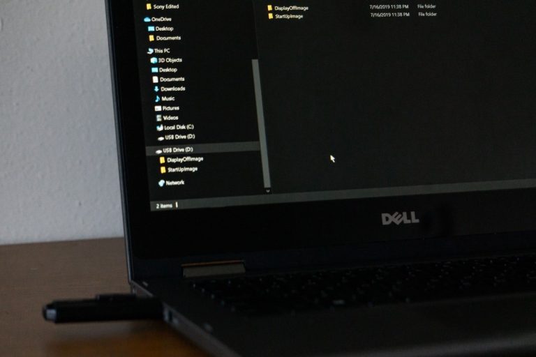 Changing the Start Up and Off Screen on the 3rd Gen Tacoma