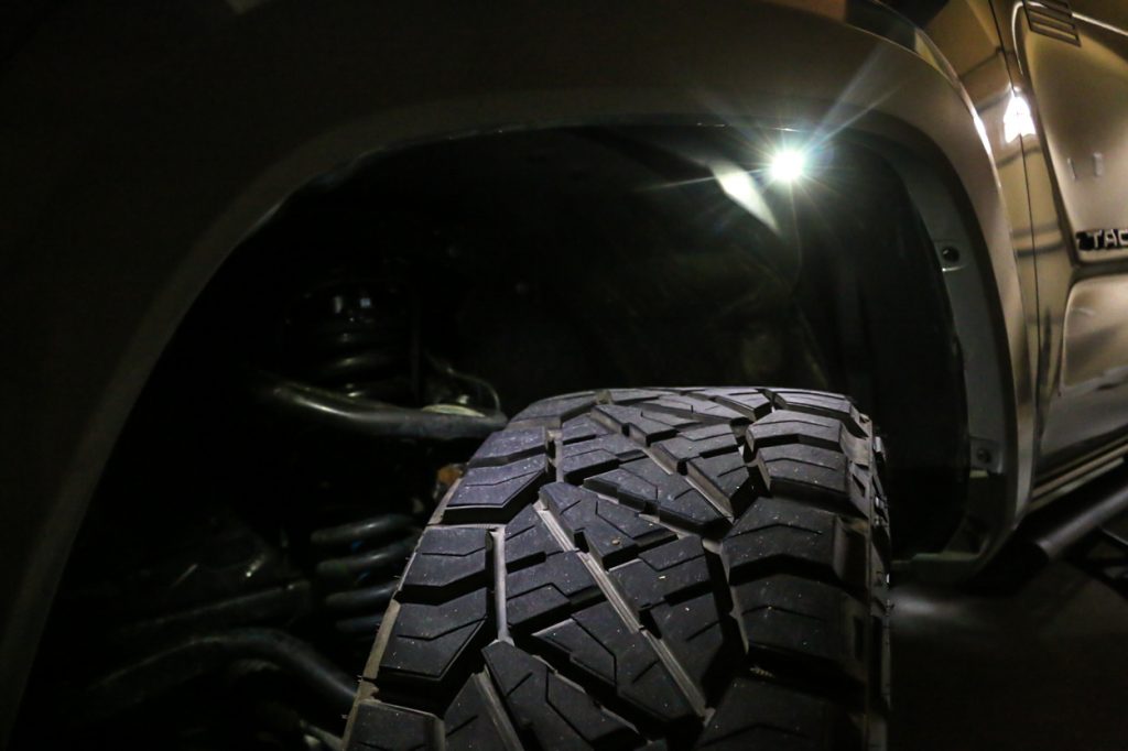 OneUpLighting RockGlow-X LED Rock Light Review