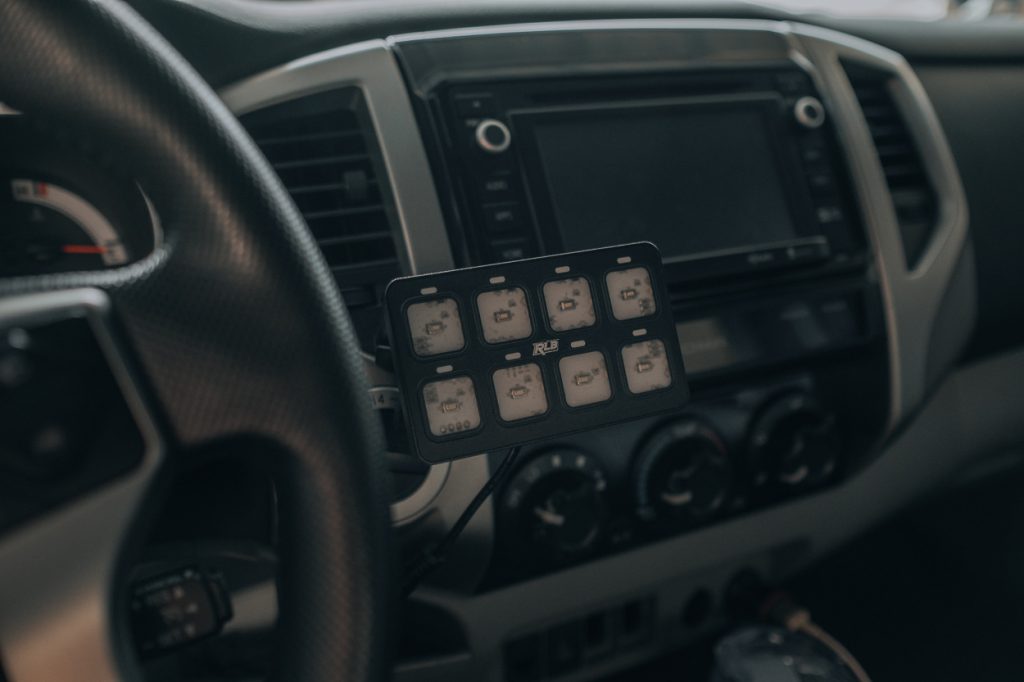 Rear Light Bar Pro8 Switch Panel Review