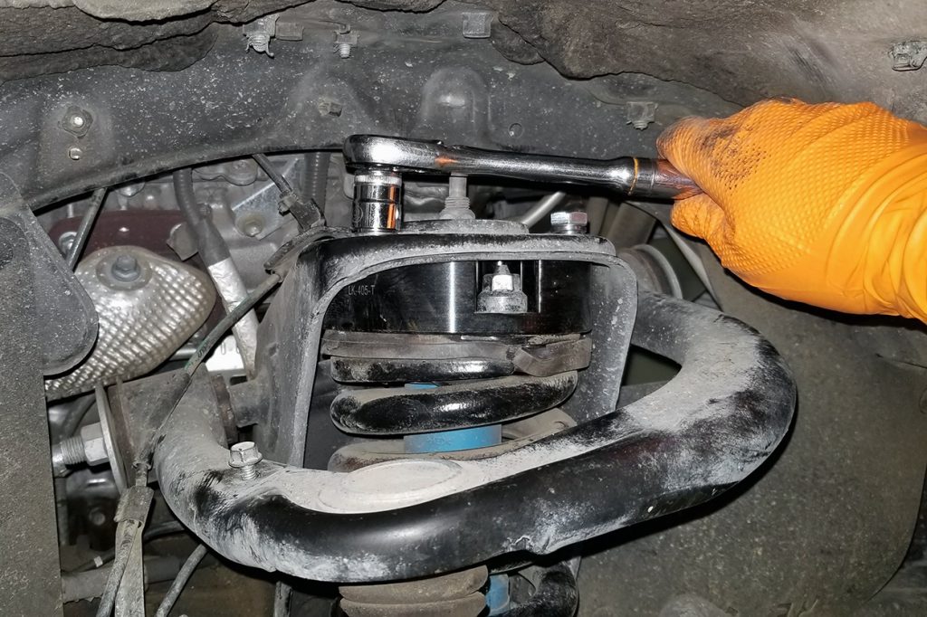 How To Level Tacoma With 3/2 Leveling Kit