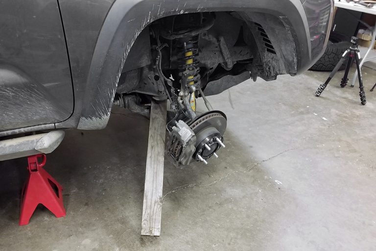 How To Level Tacoma With 3/2 Leveling Kit