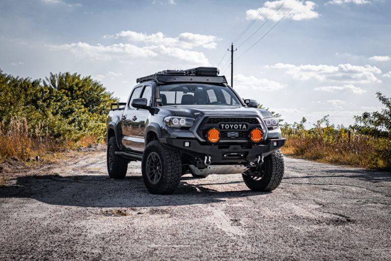 4 Wheel Parts Rock Sliders w/ Kickout Review