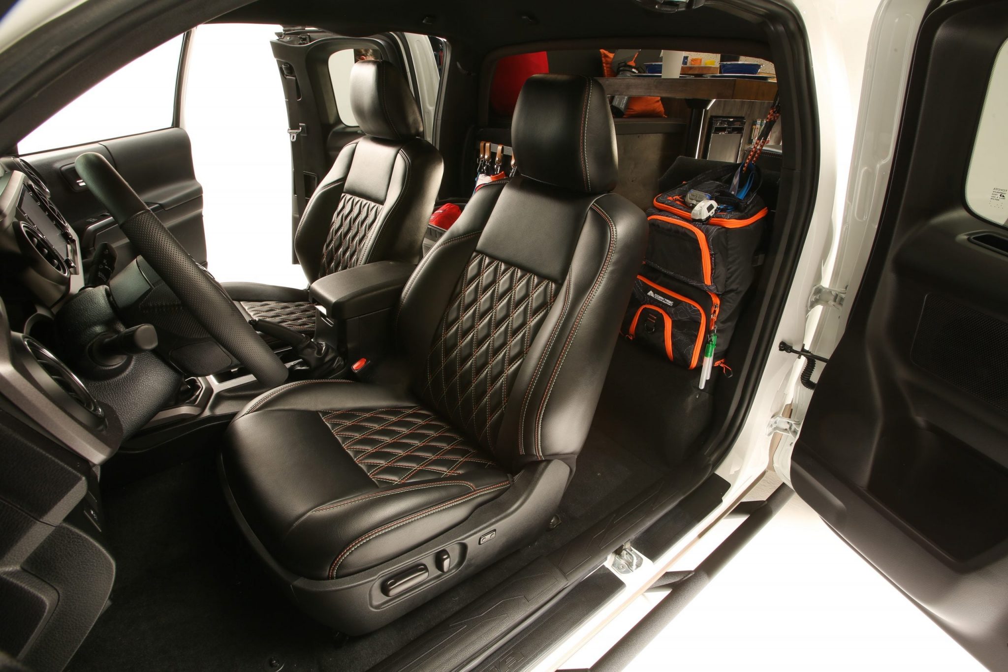 TacoZilla - A First Look at Toyota's Modern Chinook Tacoma