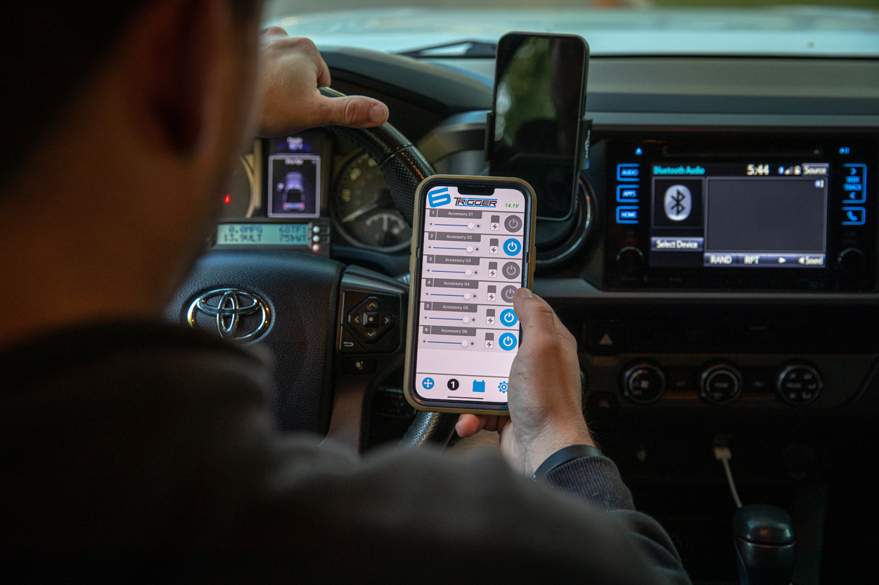 Trigger Controller Six Shooter - Wireless Accessory Switch Panel