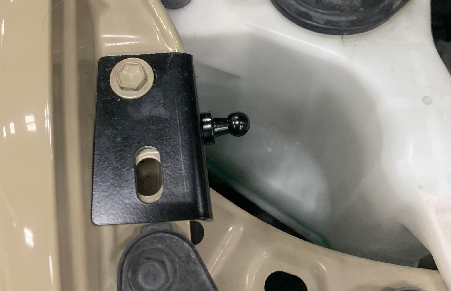 KTJO 4x4 Hood Lift Support Kit (3rd Gen Tacoma) - Install/Review