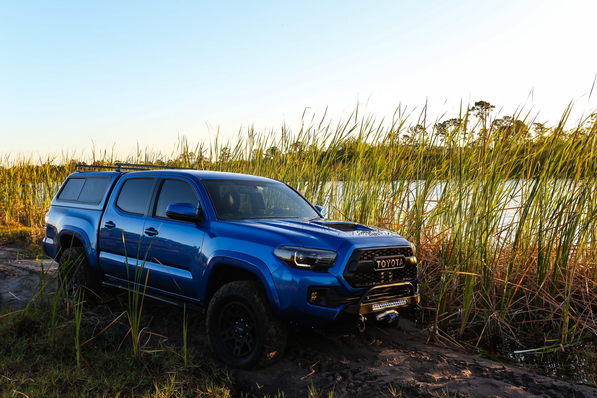 Aluminum Vs. Fiberglass Camper Shells - Which Is Best for You?