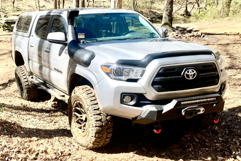 7 LED Light Bar Setups For The Tacoma