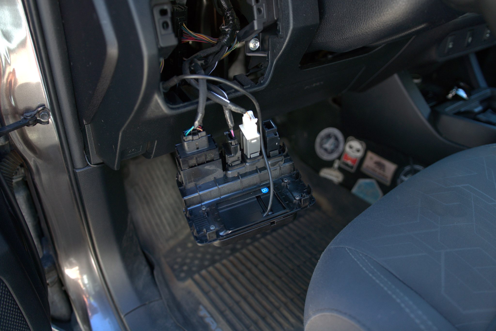 OE Panels Switch Mount For 3rd Gen Tacoma - Install & Review