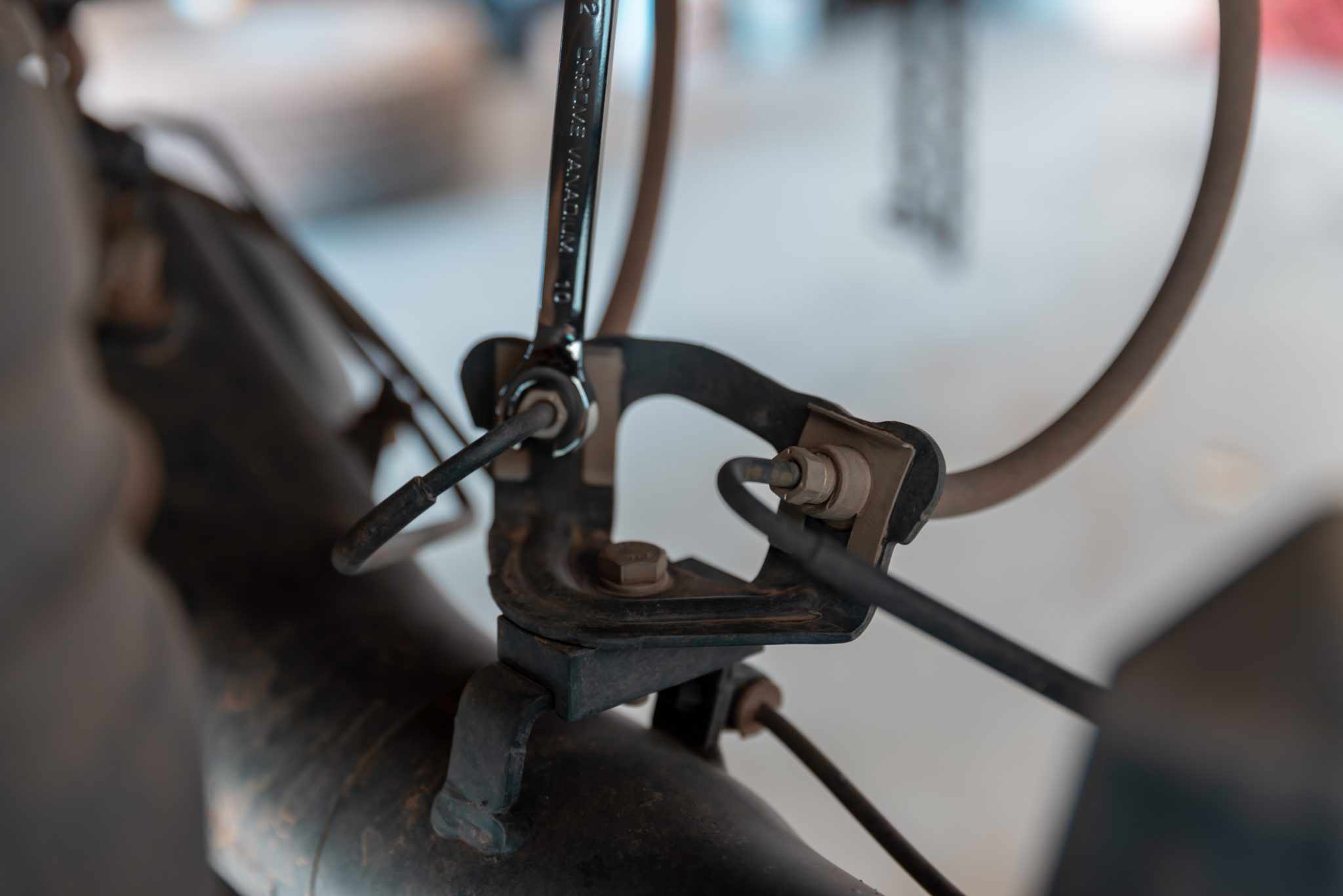 Mudify Extended Brake Lines Install - 2nd & 3rd Gen Tacoma