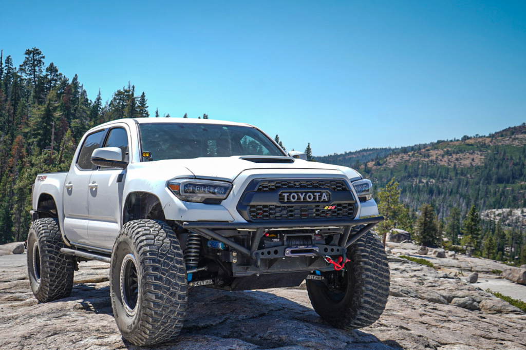 5 Long Travel Tacoma Build Setups