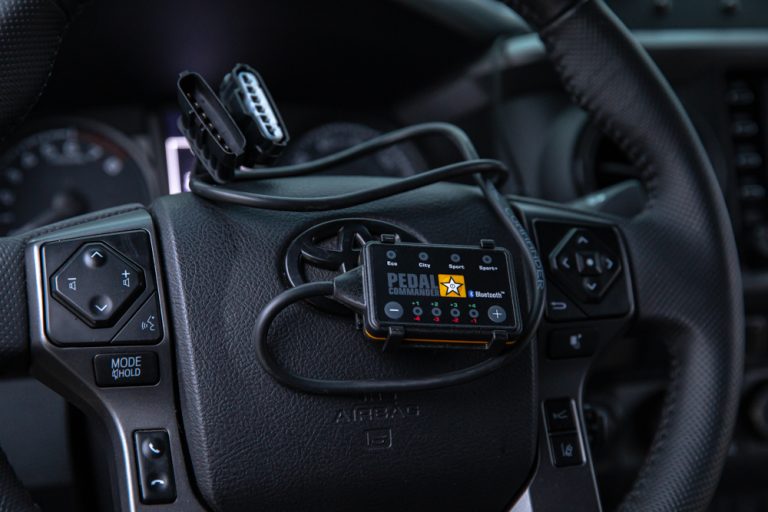 5 Best Throttle Controllers For Tacoma