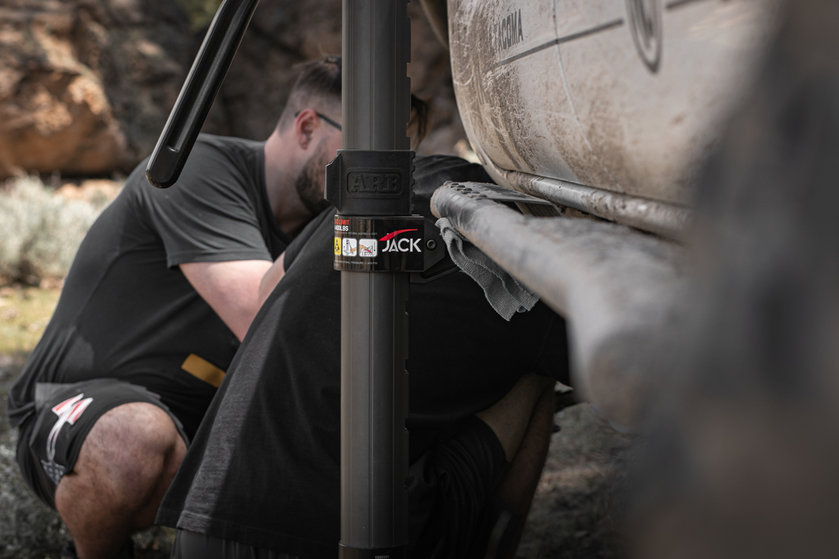 ARB Jack - Hydraulic Recovery Gear Review