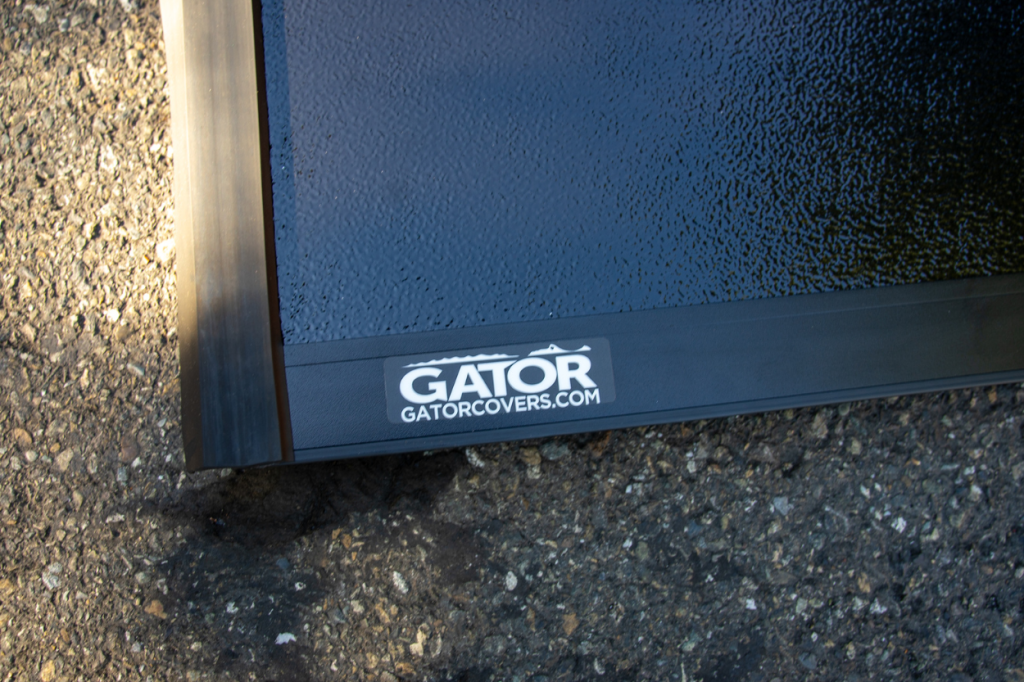 Gator EFX Hard Fold Tonneau Cover For 2nd & 3rd Gen Tacoma