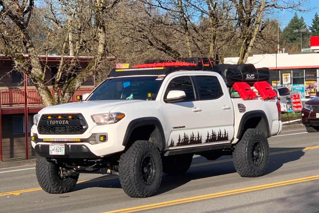 Top 10 Off-Road & Overland 4x4 Shops Near Portland, Oregon