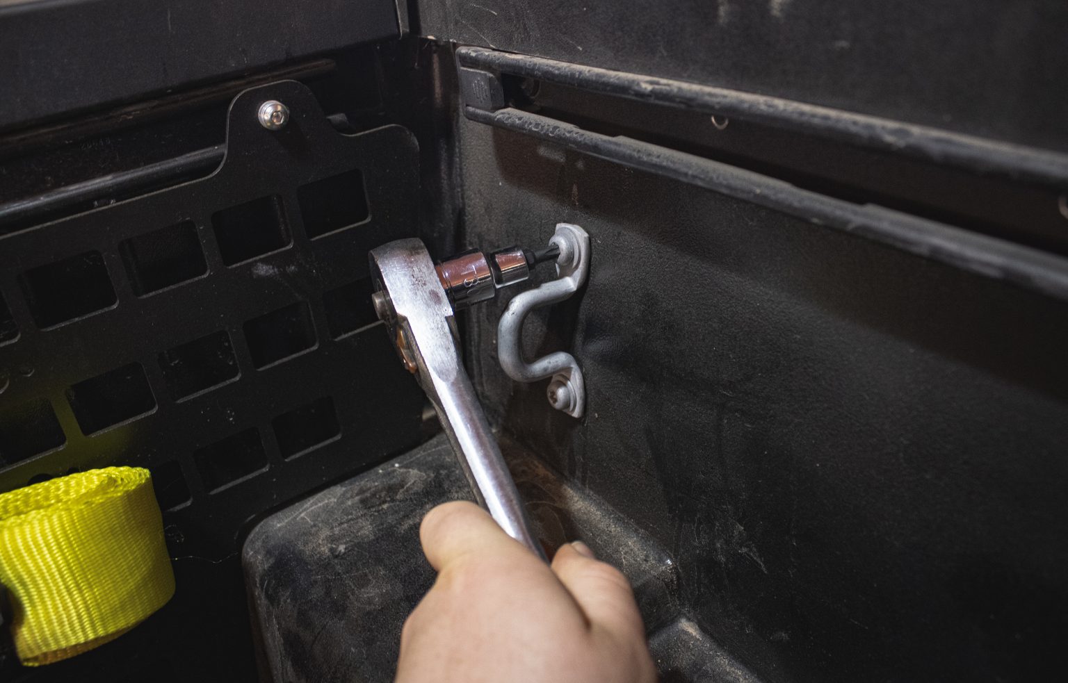 Retrax EQ Tonneau Cover Installation Guide