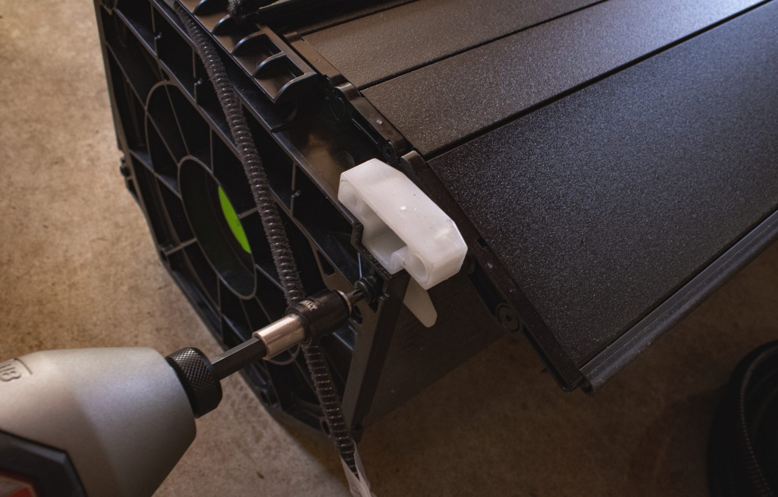 Retrax EQ Tonneau Cover Installation Guide