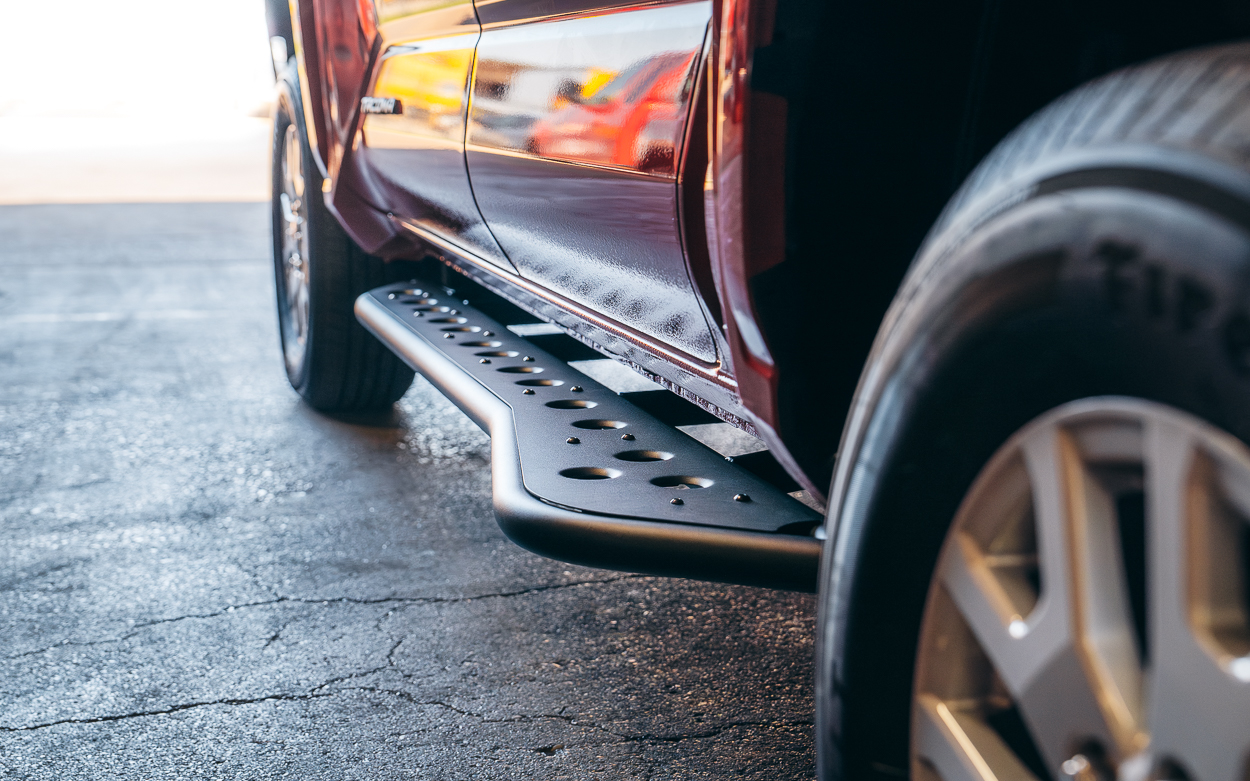 Cali Raised Rock Sliders For 4th Gen Tacoma - Overview