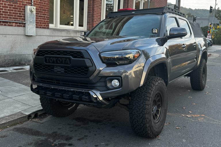 Skinny Vs. Wide Tires - Exploring Two Different 33" Options