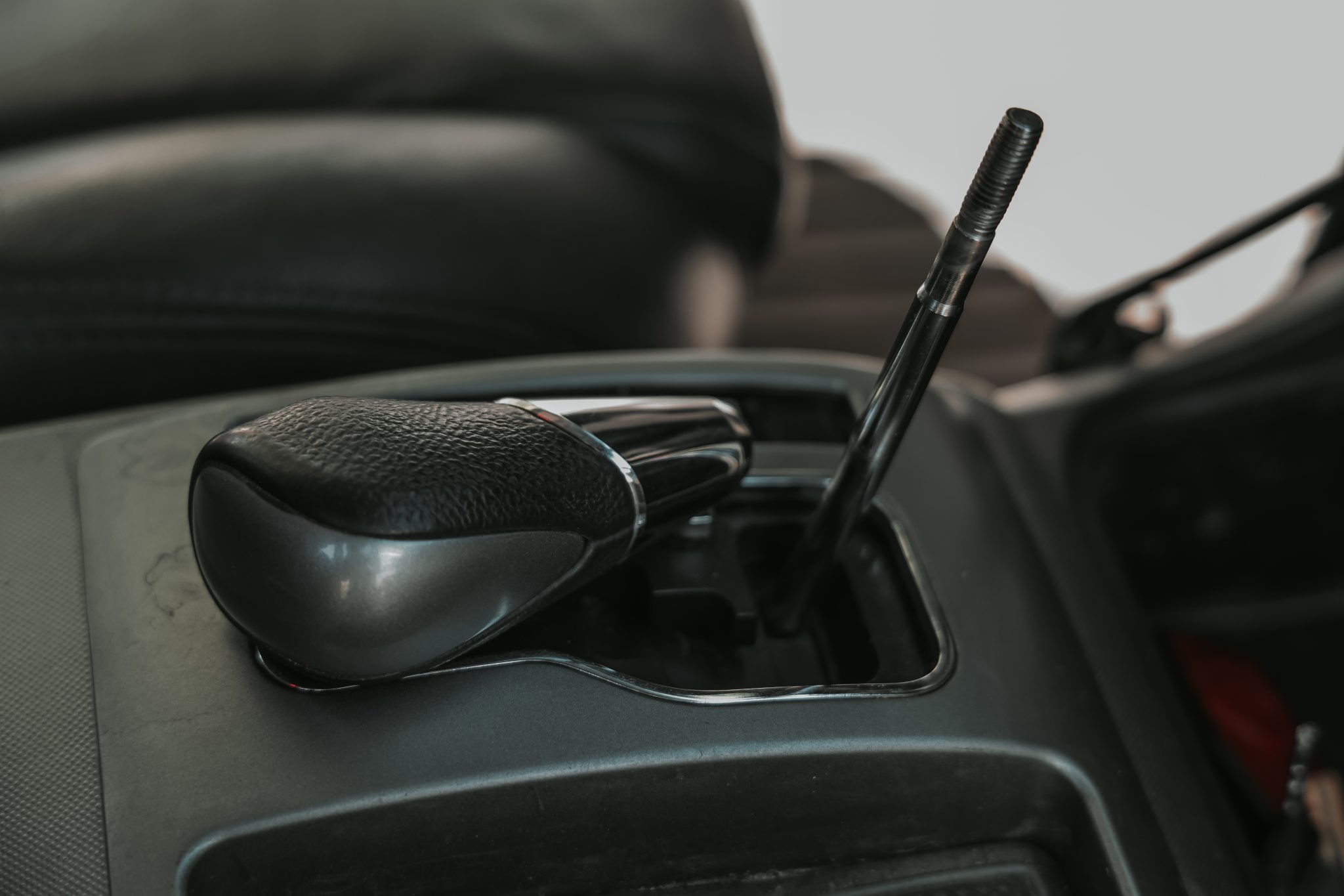 TrailMade Shift Knob For 2nd Gen Tacoma - Install & Review